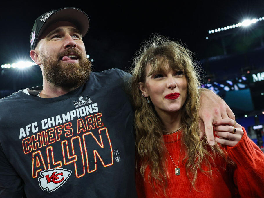 Taylor Swift, Travis Kelce 'Wedding' Hinted by Jason Kelce on 'New Heights' Podcast, Sent ...