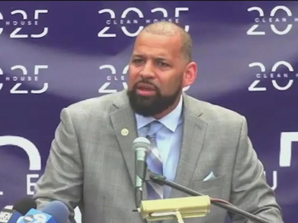 Trustee Jason House declares run for Dolton Mayor in 2025, taking on ...