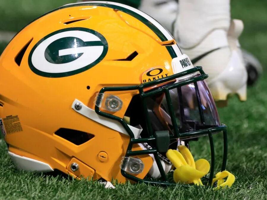 The Green Bay Packers are the one NFL team owned by its fans. Here's ...