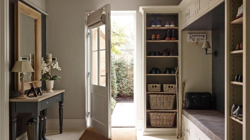 5 Easy Feng Shui Tweaks for Better Luck and Energy in 2026 That Start ...