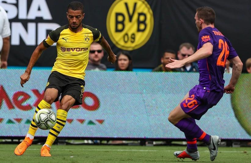 Tottenham In Talks To Sign Liverpool Legend Andy Robertson - NewsBreak