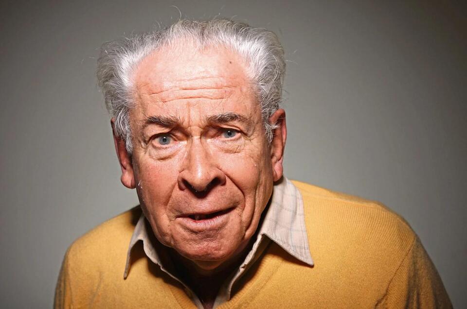 Stanley Baxter Dead at 99: How Much Was the Legendary Comedian Worth ...