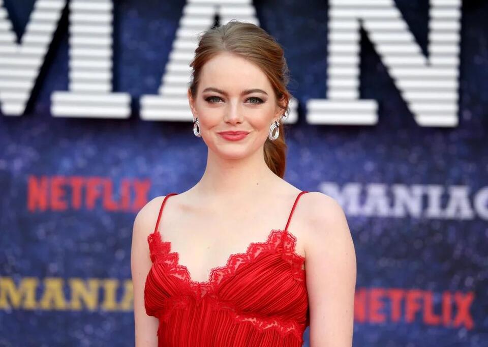 Emma Stone Net Worth 2025: The Untold Story Behind Hollywood’s Shining ...