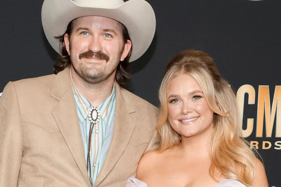 Hailey Whitters is Pregnant, Expecting First Baby With Husband Jake ...