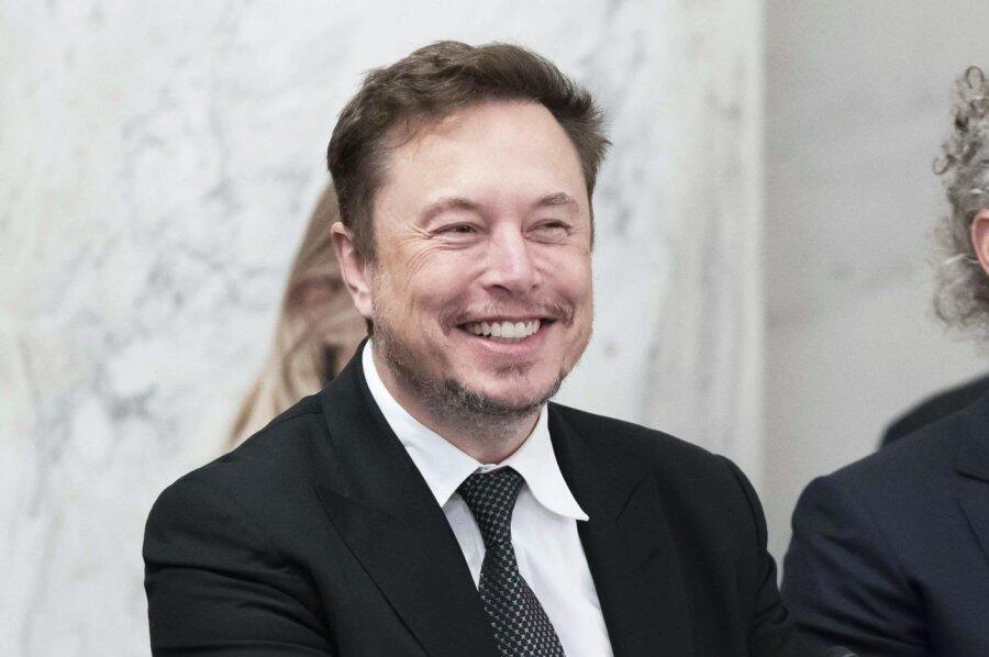 Erdogan invites Elon Musk to build Tesla factory in Turkey - NewsBreak