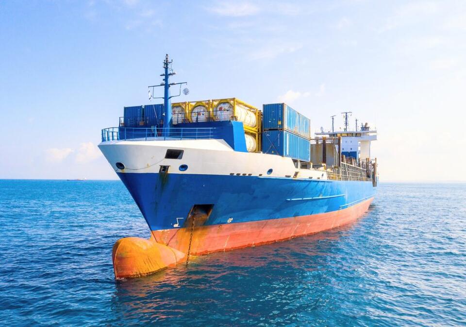 Unsinkable ships: Scientists create metal that floats even after damage ...