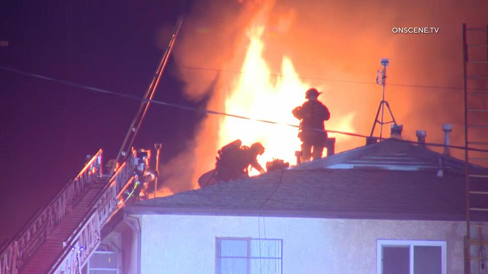 LAFD Battles Late-Night Apartment Fire - NewsBreak