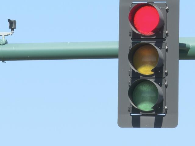 City of Phoenix shelves red light camera program - NewsBreak