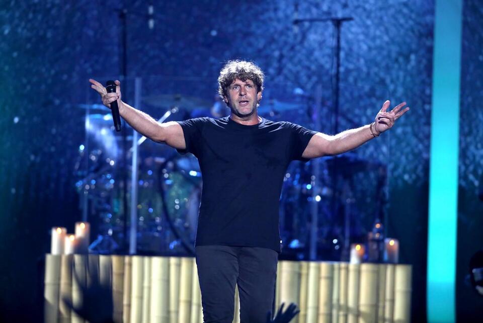 ‘People are Crazy,’ And So is Love: Enter to Win Billy Currington ...