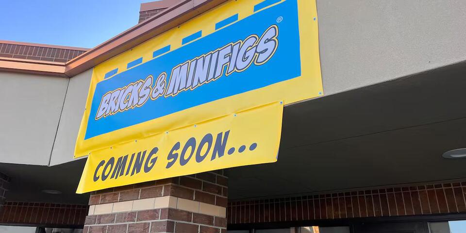 Fort Wayne to open first “Bricks & Minifigs” store Saturday - NewsBreak
