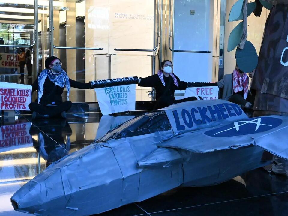 Protesters Occupy Lockheed Martin Building in Arlington