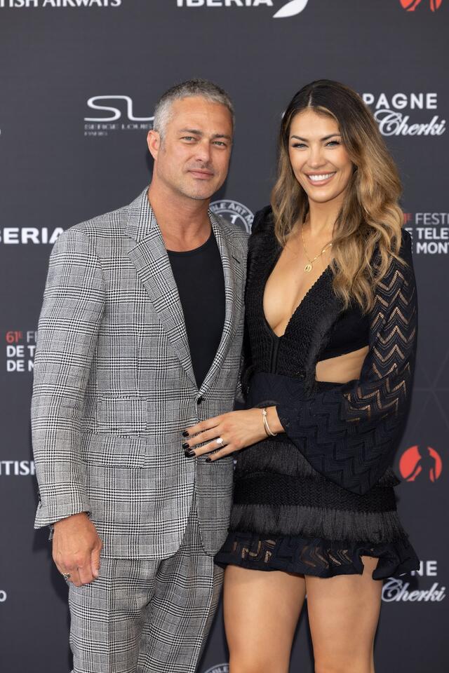 'Chicago Fire' Star Taylor Kinney Marries Model Ashley Cruger - NewsBreak