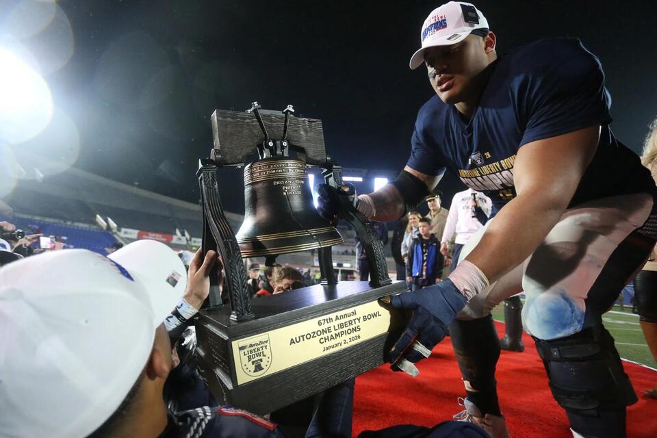 Landon Robinson NFL Draft Profile: Undersized Defensive Tackle With ...