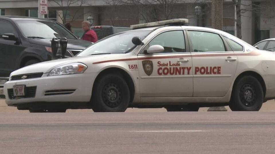 Man Accused Of Using Obituary To Burglarize Deceased Mans Home Newsbreak