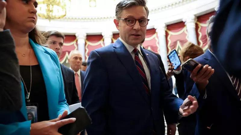 'Wave adios amigos': GOP gets blaring warning sign as Trump sees ...