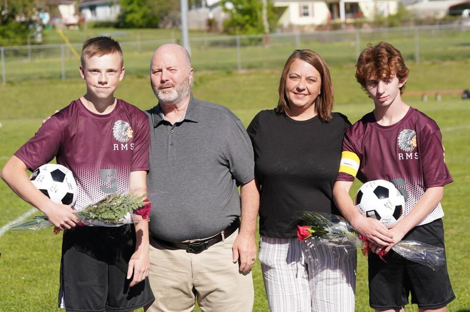 PHOTO GALLERY: Eighth Grade Night at RMS - NewsBreak