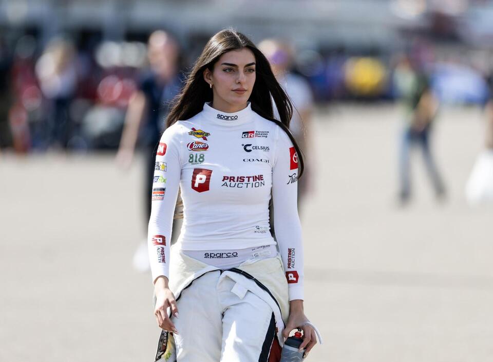 NASCAR Driver Toni Breidinger to Race for Rackley WAR in 2026 - NewsBreak