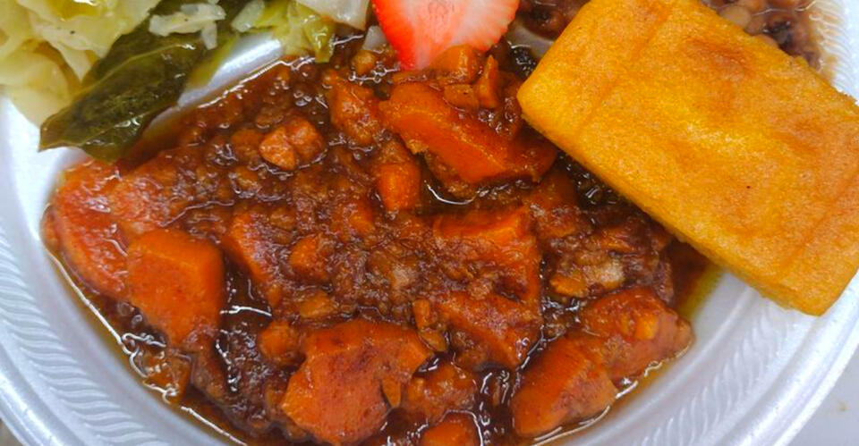 Memphis Eatery Offers Soul Food Dishes That Taste Straight From Grandma ...