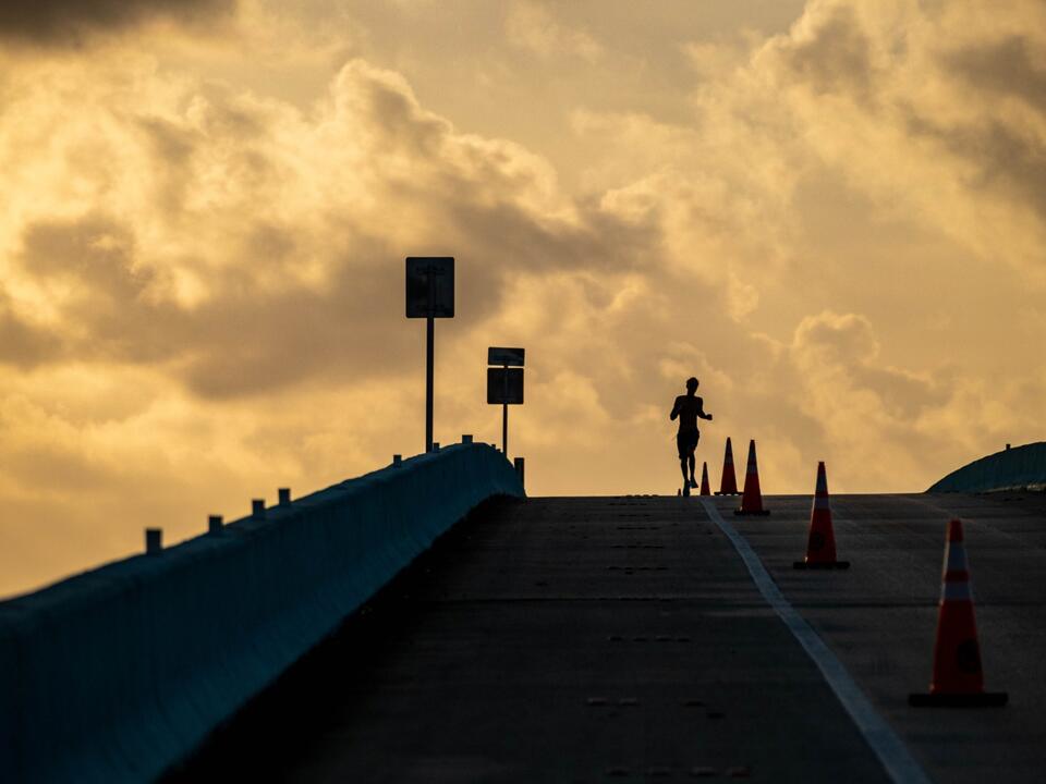 A SCENIC TREK INTO THE FLORIDA KEYS: KEY LARGO BRIDGE RUN SIGNUPS ARE ...