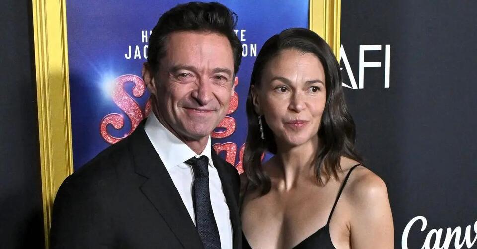 Hugh Jackman and Sutton Foster Make PDA-Packed Red Carpet Debut Nearly ...