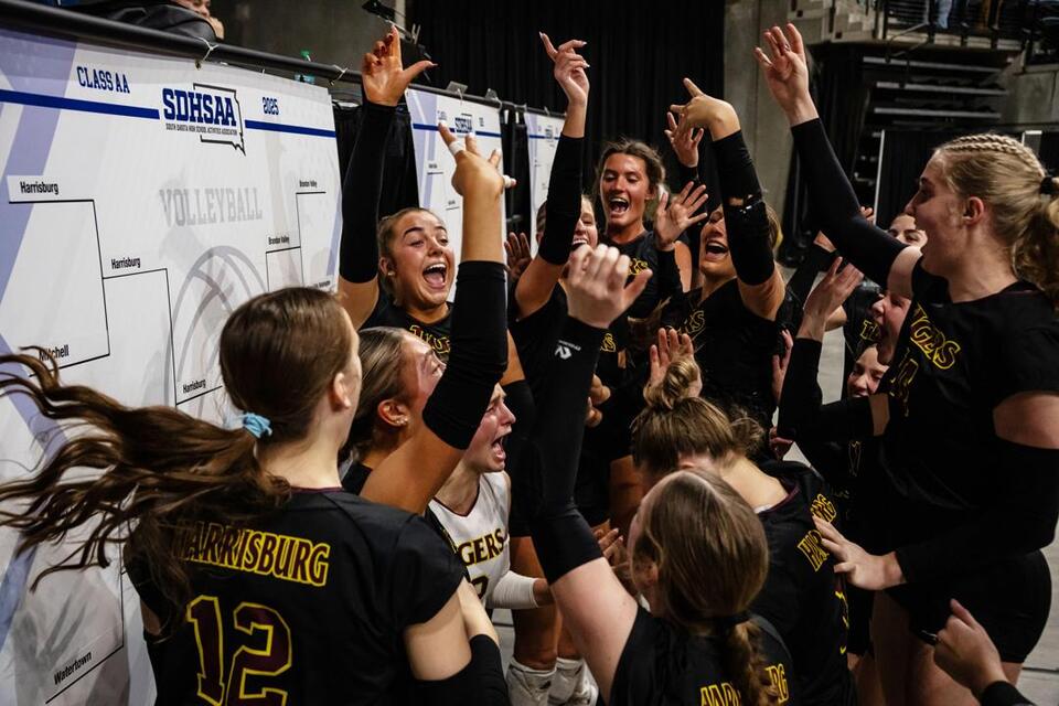 Watertown closes out 22-11 volleyball season with fourth-place finish ...