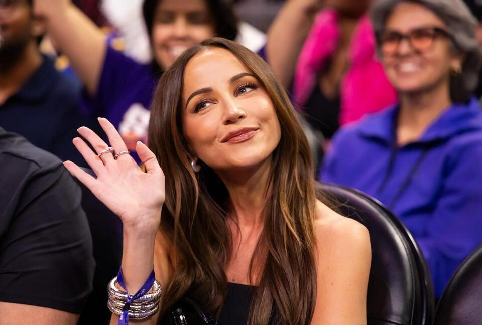 NFL Host Kay Adams Stuns in Fit Designed By 49ers Star’s Wife - NewsBreak