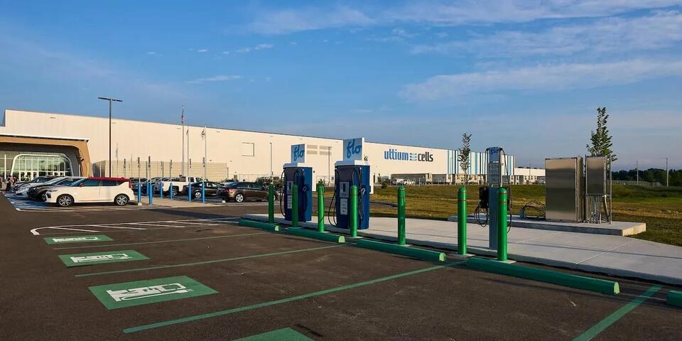 More Trump job losses as GM blames 3,300 layoffs on regulatory changes ...