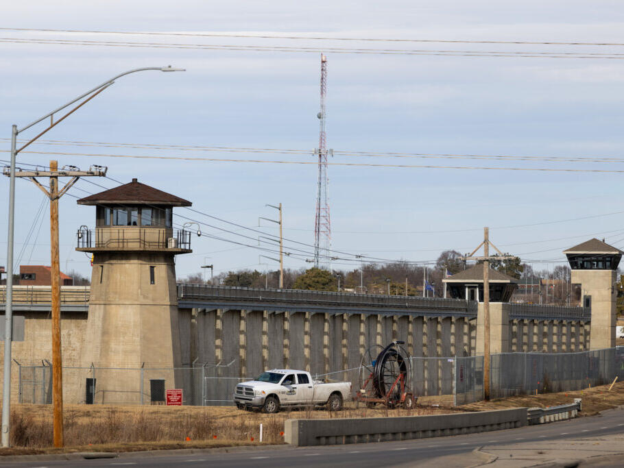 Three arrested for inappropriate relationships with multiple Nebraska ...