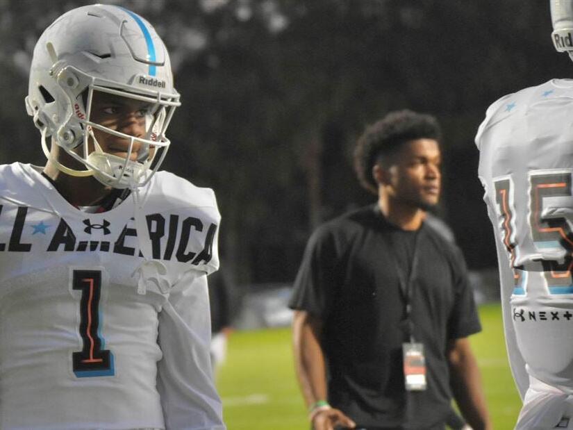 Under Armour All-America Game: Team Ice WR-DB Sunday 1 on 1s