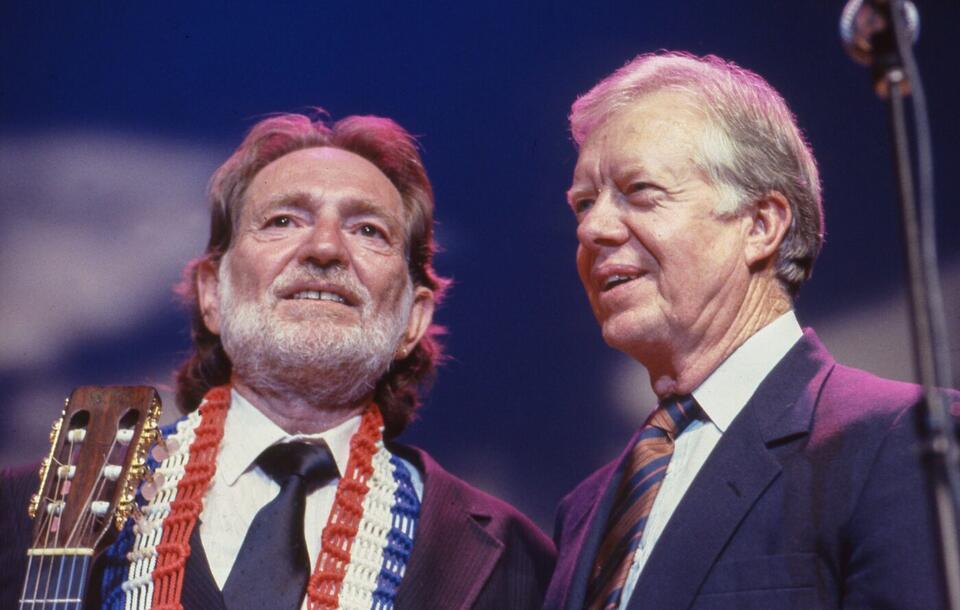 Willie Nelson Recalls Smoking A Joint On The Roof Of The White House ...