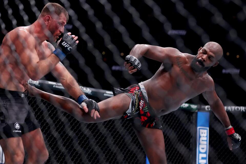 Why Did Jon Jones Get Disqualified? All About ‘Bones’ Only UFC Loss ...
