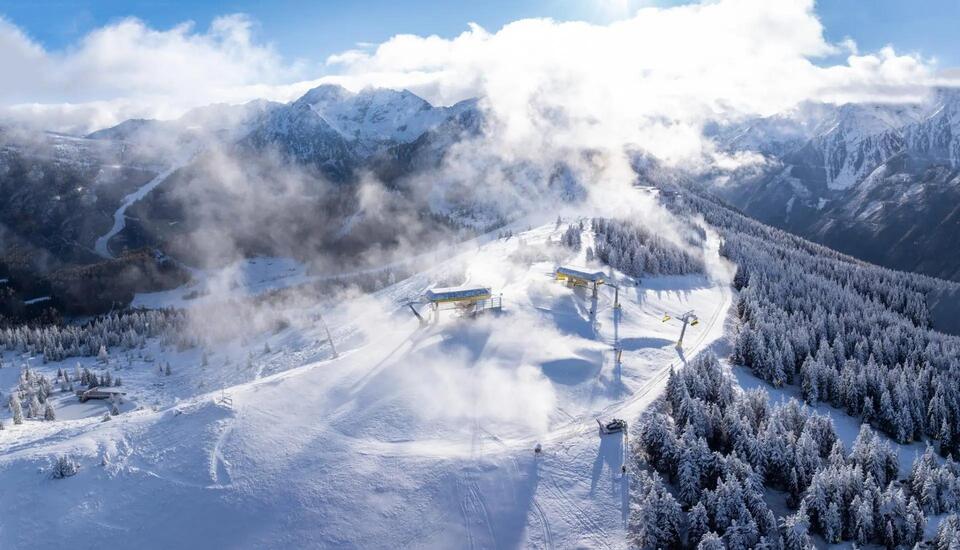 Fatal Off-Piste Skiing Accident Claims Life of 42-Year-Old in Austrian ...