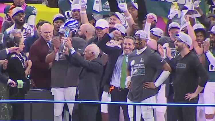 President Trump honors the Eagles for Super Bowl win at the White House ...