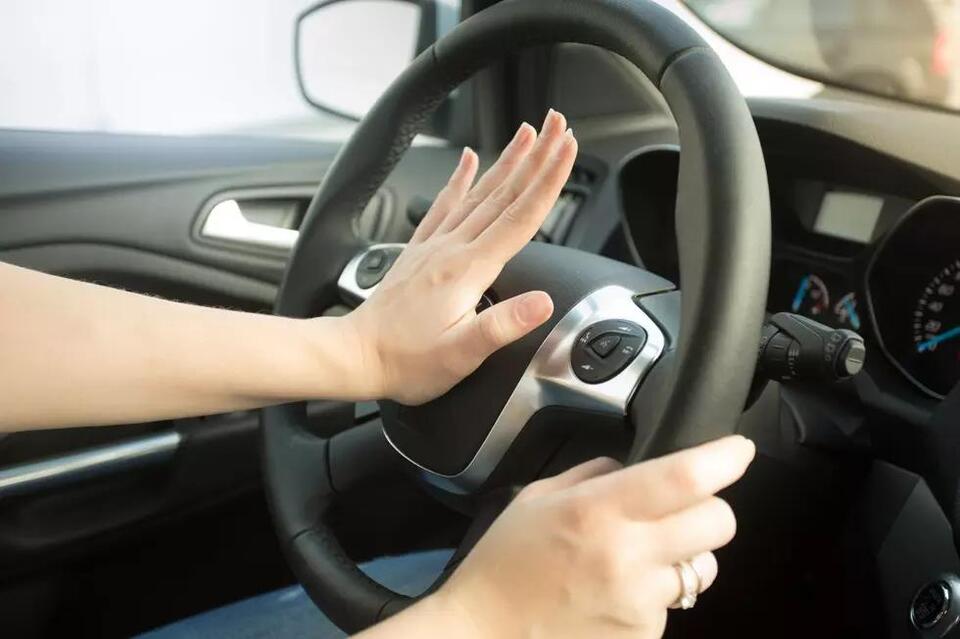 Honking Your Horn, Especially in These 10 States, Can Cost You - NewsBreak
