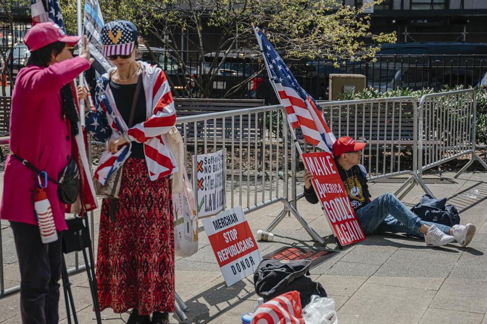 ‘Just tired of these trials’: Why the MAGA crowd is so thin outside ...