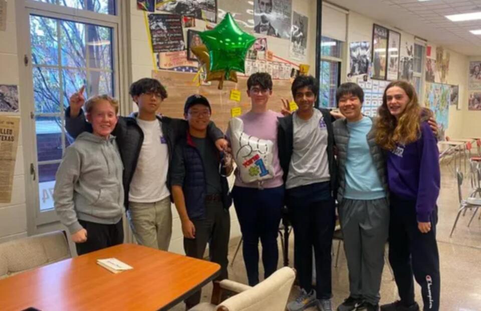 Ann Arbor high schoolers fundraising thousands for quiz bowl nationals ...