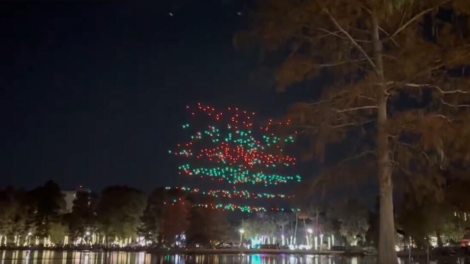 1 person hurt after drones fall from sky during Orlando holiday show ...