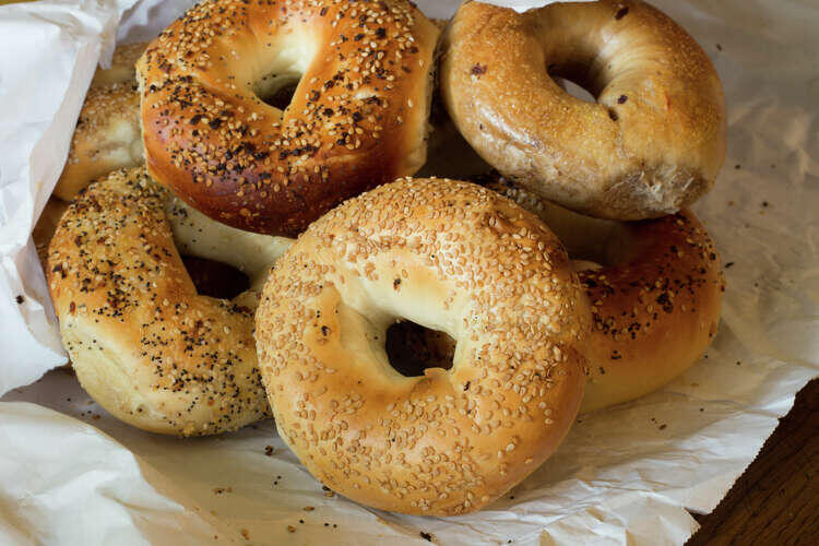 Tasting Table says this small town has the best bagels in CT - NewsBreak