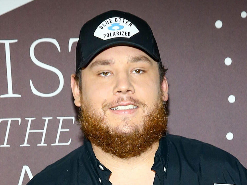Luke Combs Discusses the Importance of Fatherhood and Being There for ...