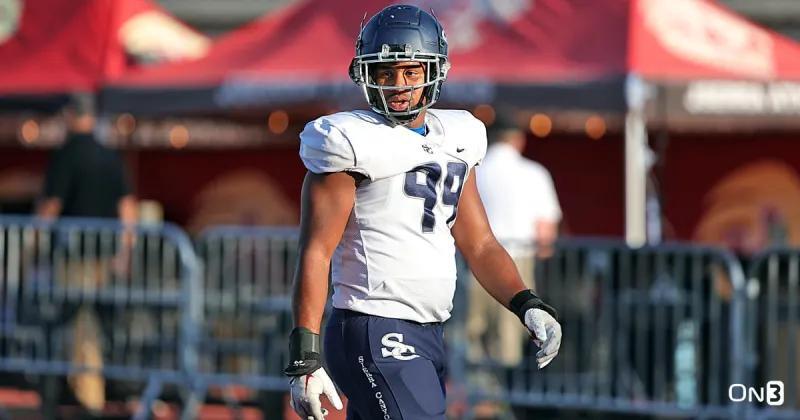Blue-chip defensive lineman Richard Wesley reclassifies to the 2026 ...
