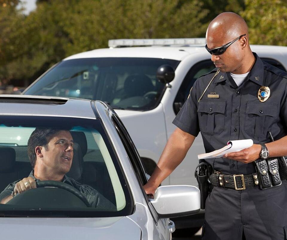 12 Rules Of The Road That Many Illinois Drivers Break Every Day - NewsBreak