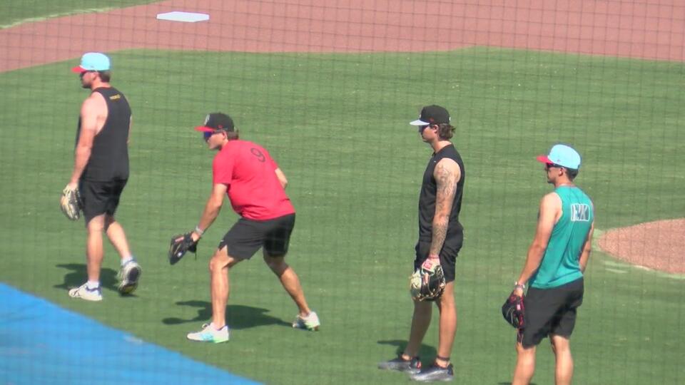 Top prospect Colt Emerson flashes defense, power in Travelers debut ...
