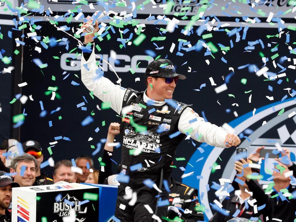 Dover free live stream (4/21): How to watch NASCAR Wurth 400 online, TV ...