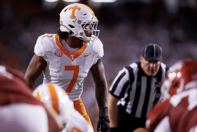 How Tennessee LB Arion Carter is Listed on Thursday's Availability ...