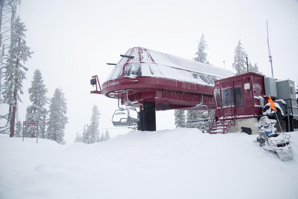 Man dies after skiing accident at Northstar resort - NewsBreak