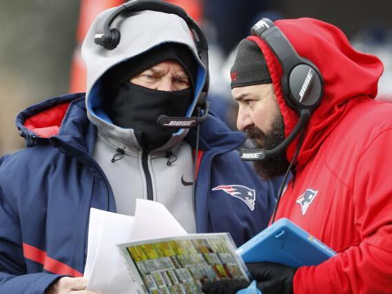 Former Patriots coaches spotted together at Manning Passing Academy
