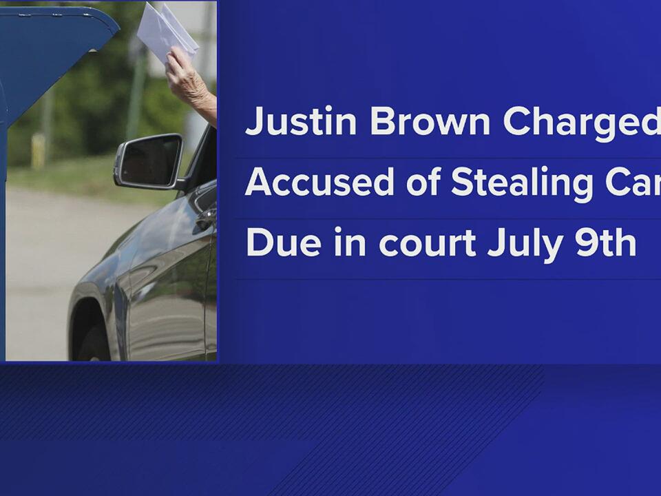 Police: Moline USPS employee caught red-handed with nearly 500 opened ...