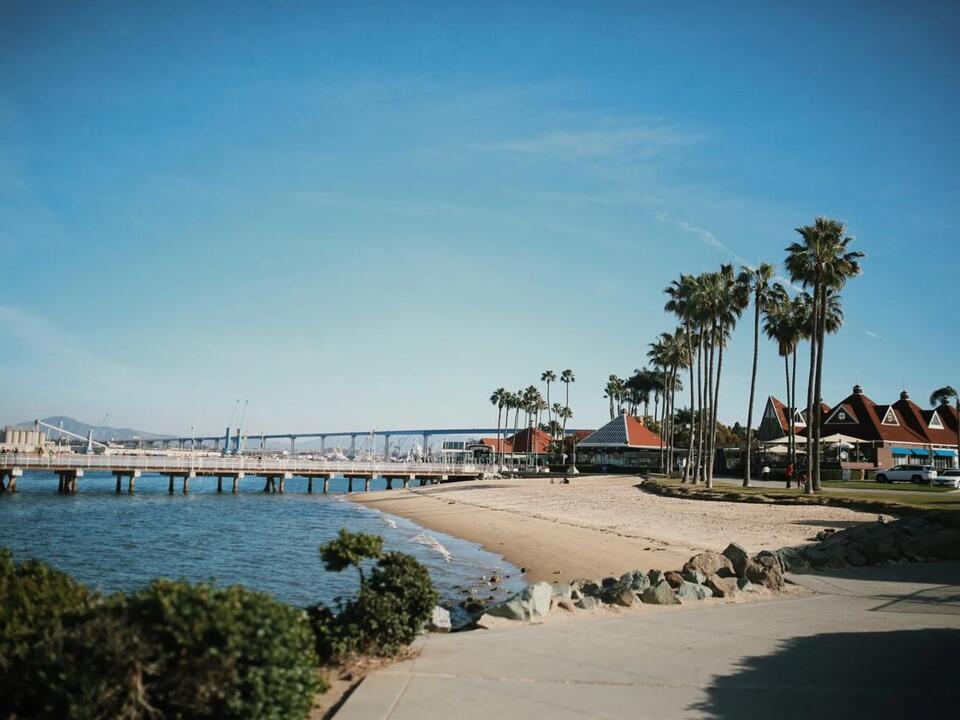 Coronado offers summer fun at Glorietta Bay