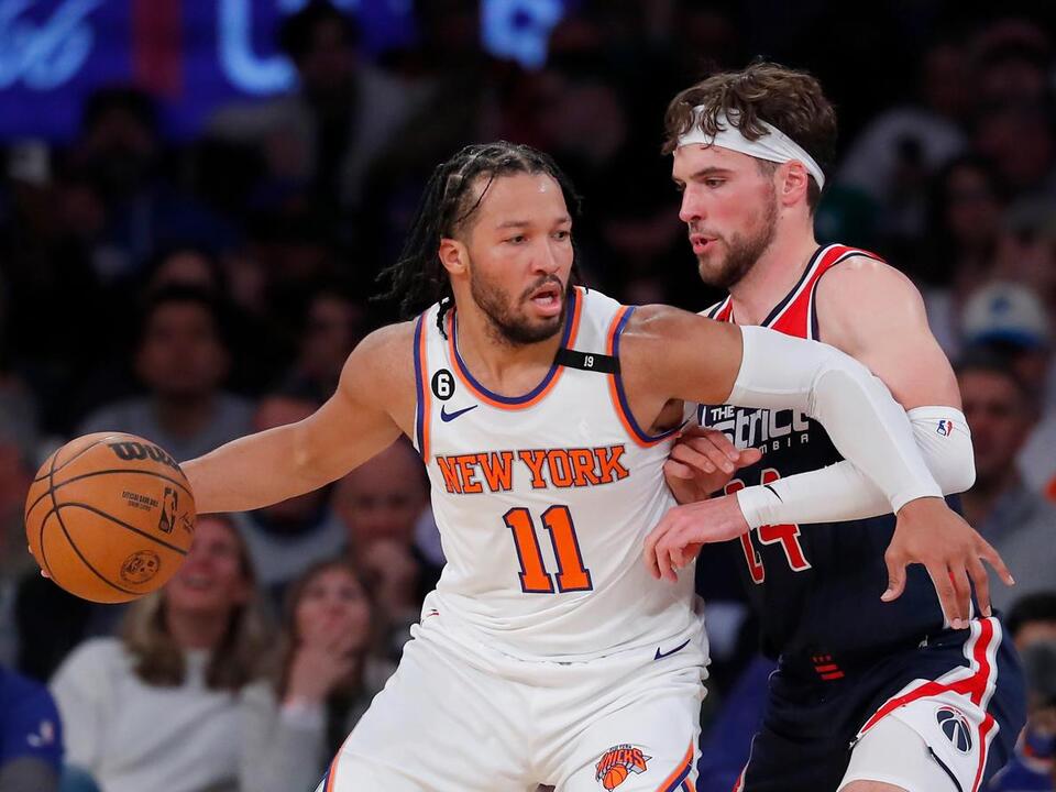 Knicks top Wizards to clinch NBA playoff berth