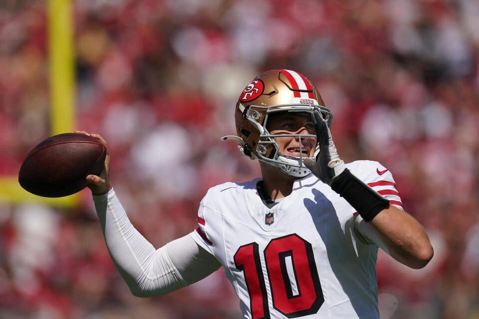 Legendary NFL Broadcaster Al Michaels Speculates Major QB Controversy ...